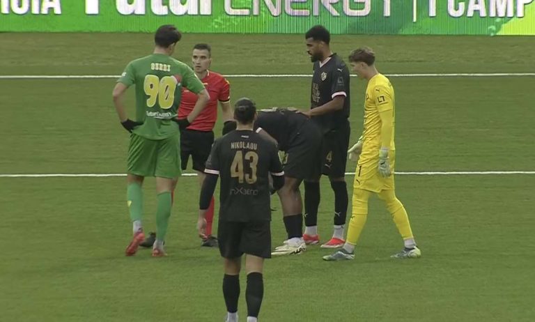 Repubblica: "Desplanches cosa ci faceva sulla trequarti su una palla ...